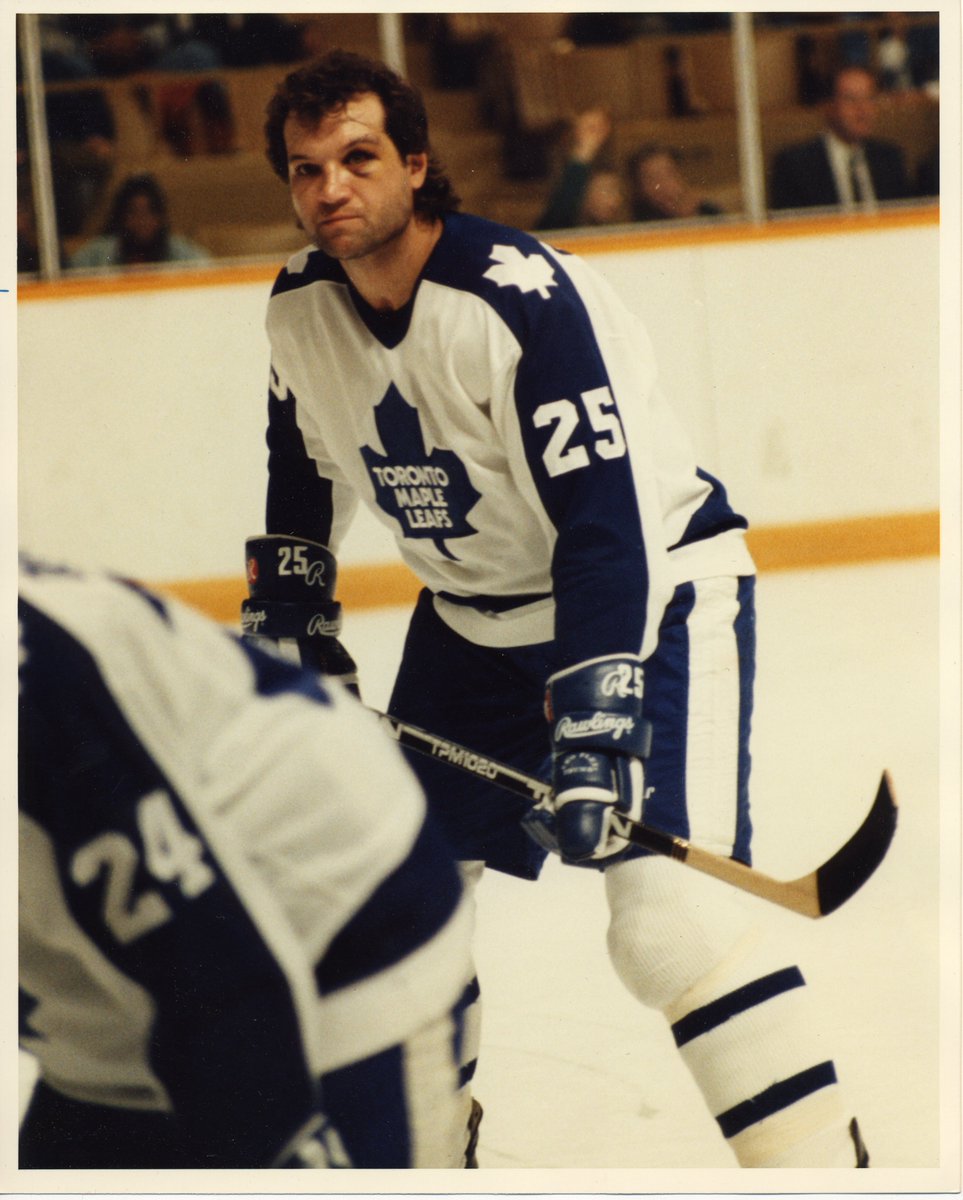 Our thoughts are with the family and friends of former Maple Leaf Dave ...