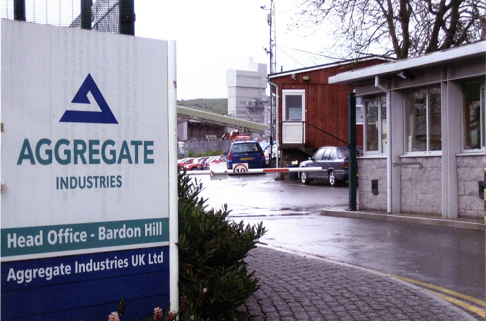 Aggregate Industries Logo Carbon Reduction Gold Standard Achieved