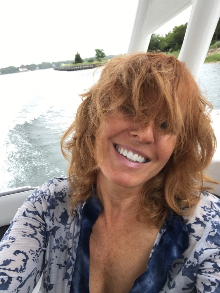 Liz Claman Open Mouth