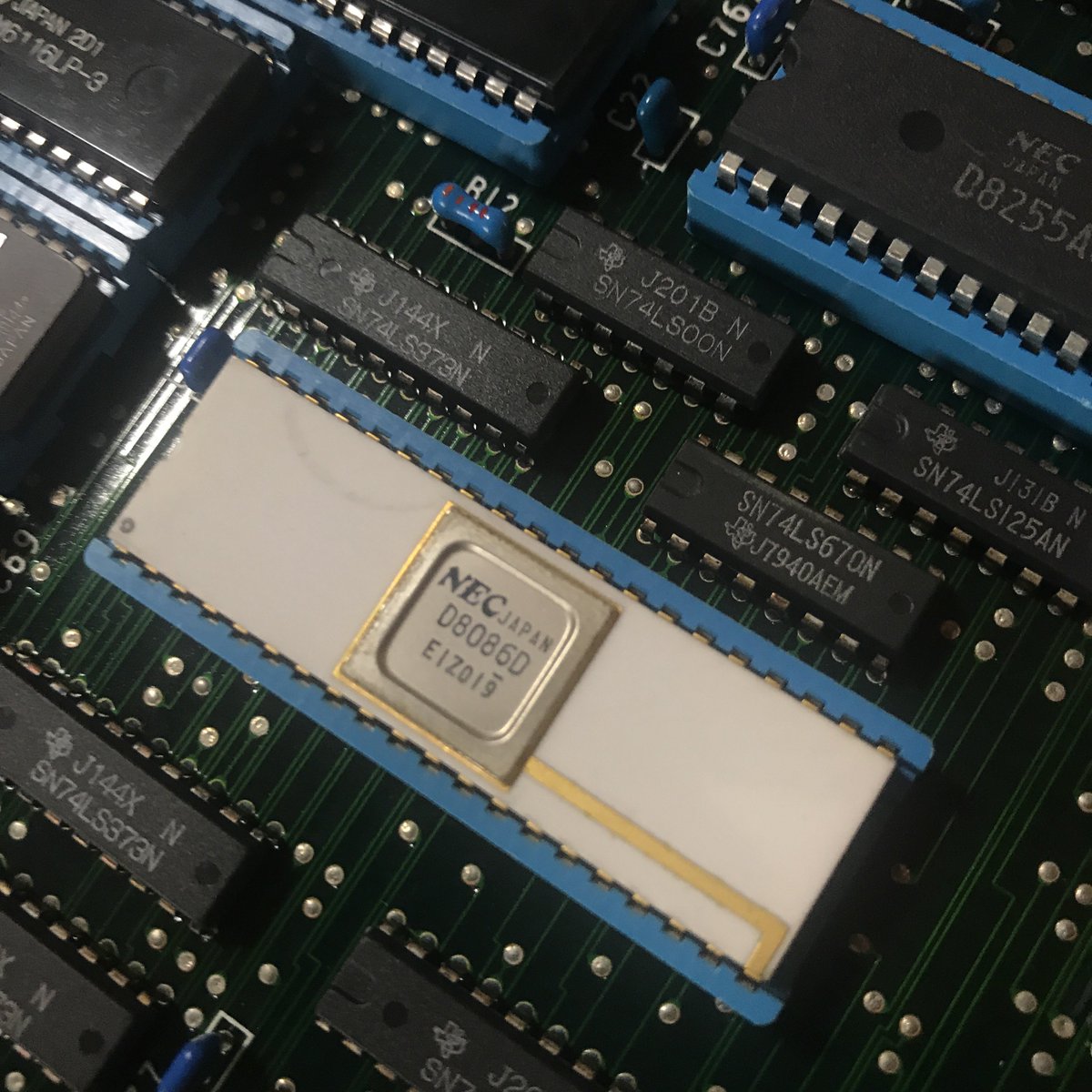 蔵から出土したNEC N5200に火入れする - posfie