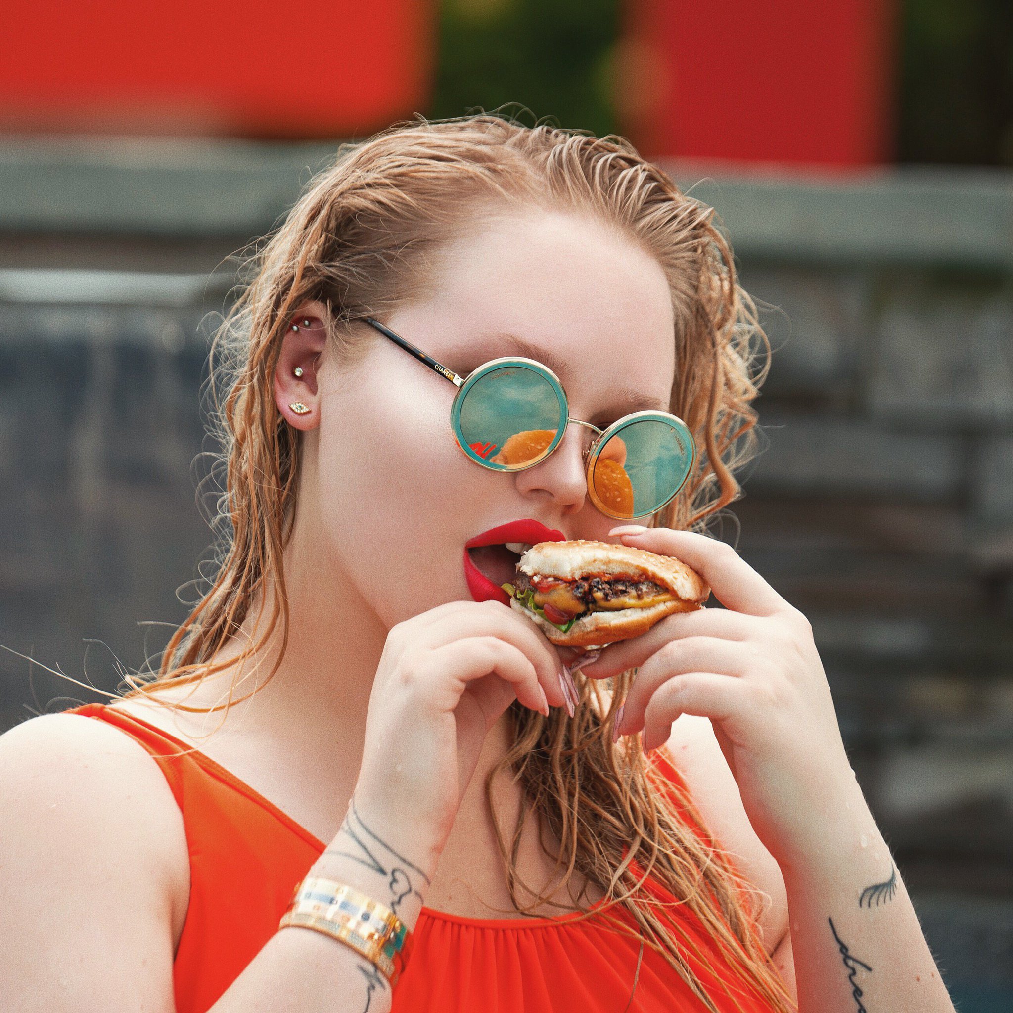 NikkieTutorials on Twitter: "🙈🍔