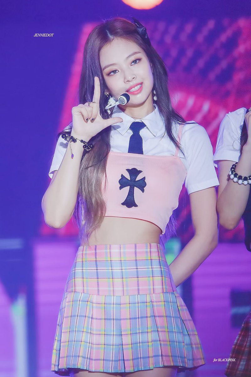 Jennie Has Some Of The Best Outfits In Kpop Allkpop Forums