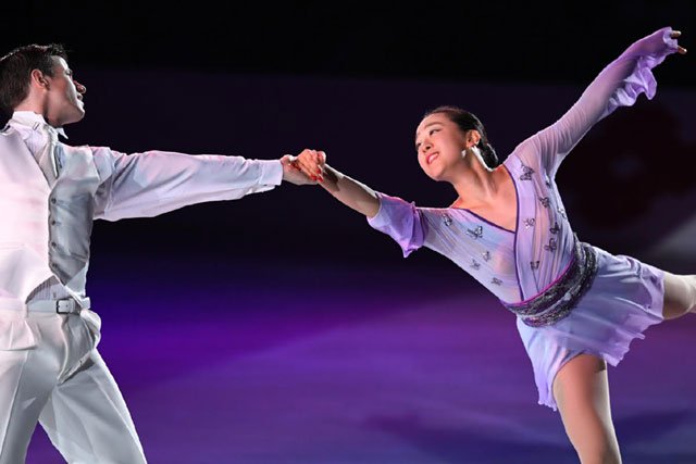 スポーツナビ フィギュアスケート編集部 on Twitter: "【THE ICE】#浅田真央 #ジェフリー・バトル（写真：坂本清） #figureskate #フィギュアスケート ...