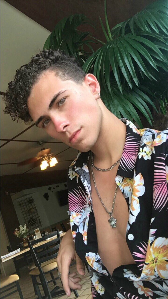 10 best Twitter u/thezacmann images on Pholder | 🌺🌴 🏻