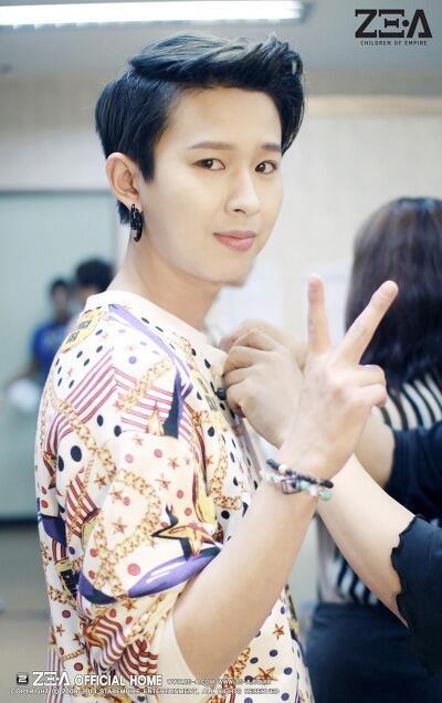 Minwoo Zea