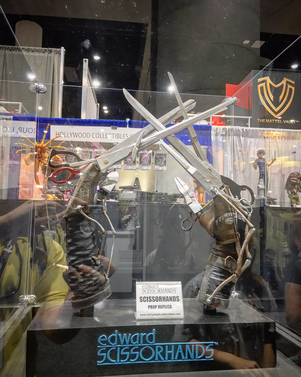 Edward Scissorhands Hands Replica