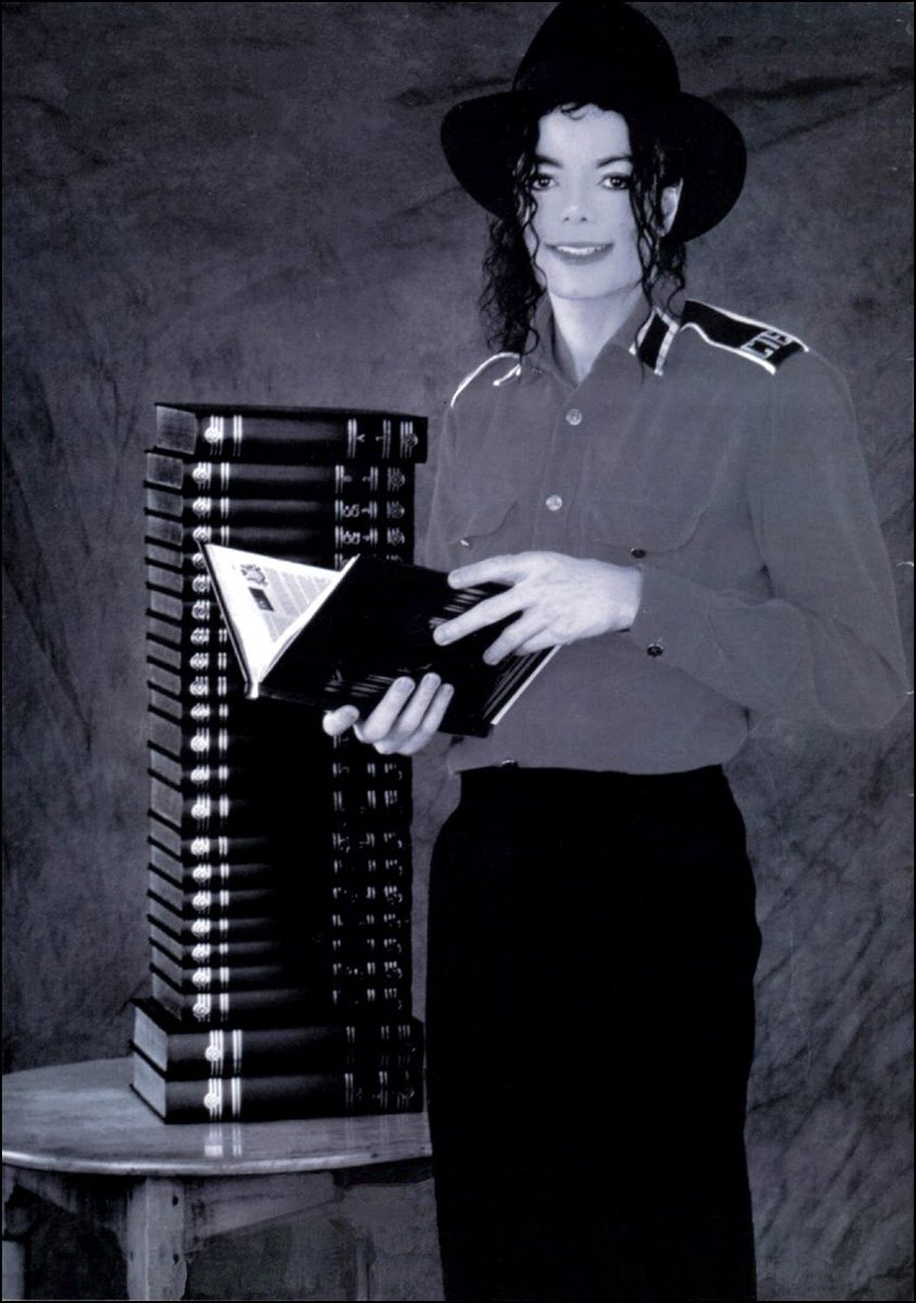 Michael Jackson Reading Comments