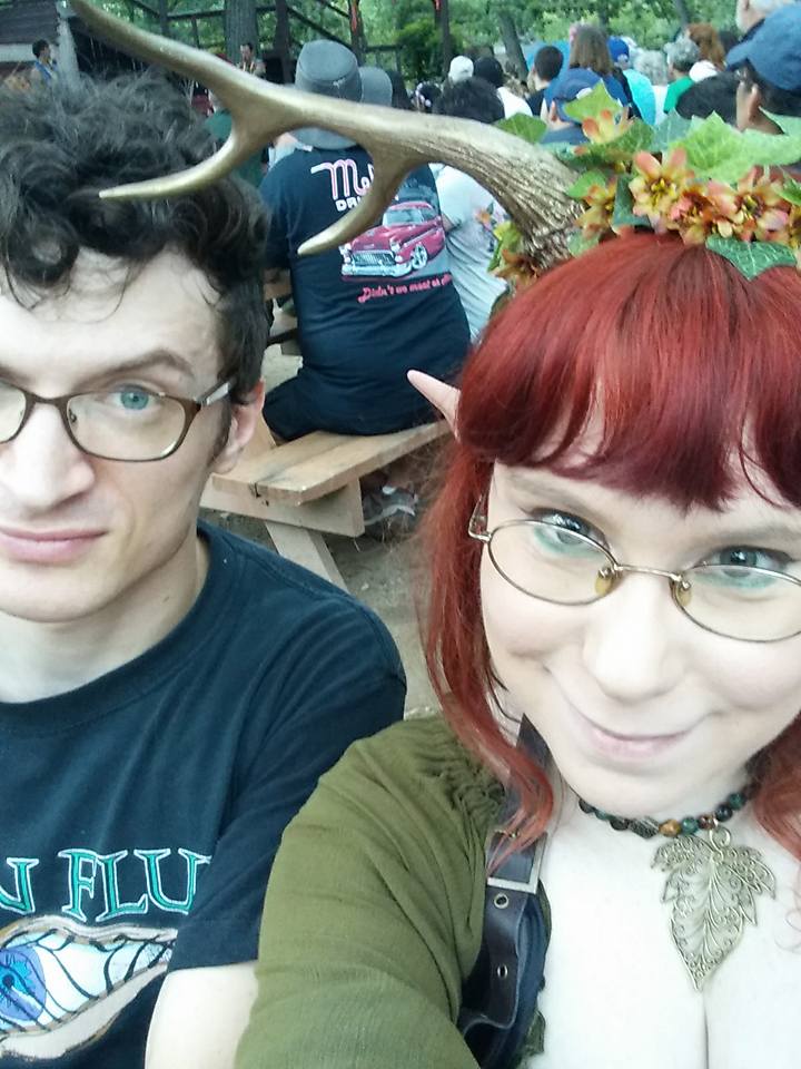 At least someone is getting laid in house Antwiler : r/thespoonyexperiment