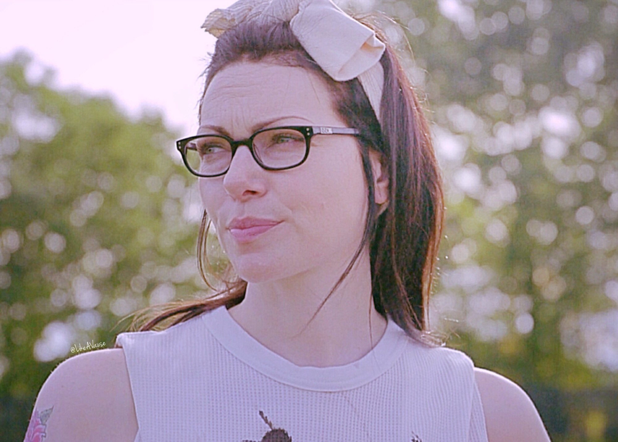 Alex Vause Glasses Smile