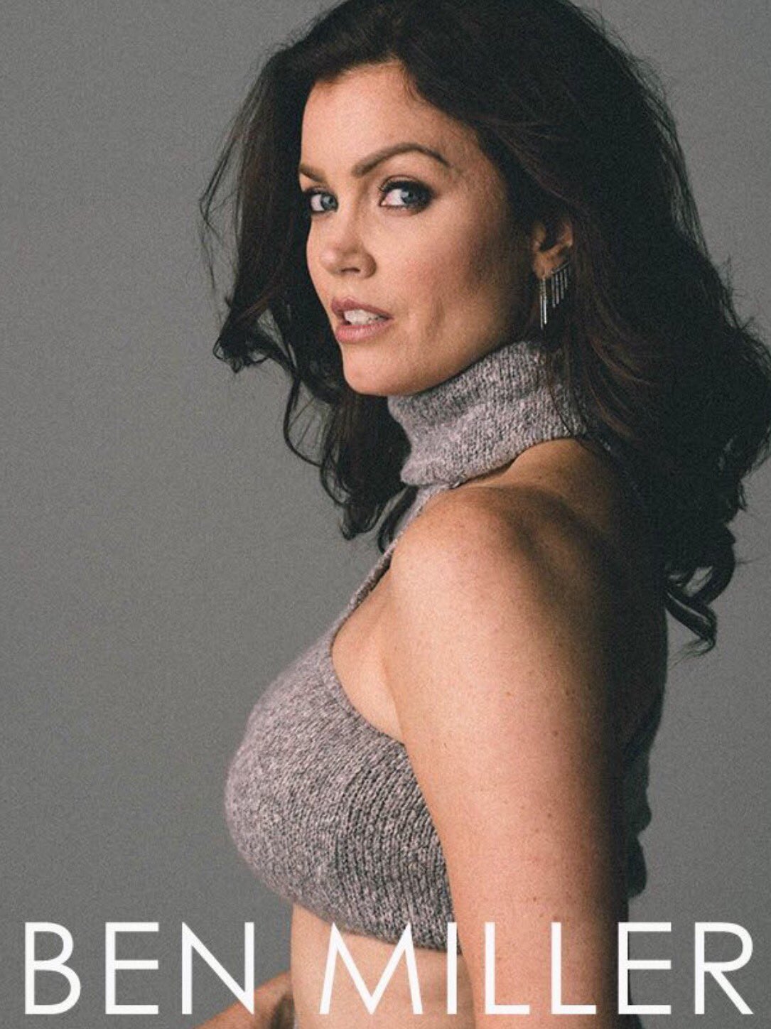 Bellamy Young Cleavage