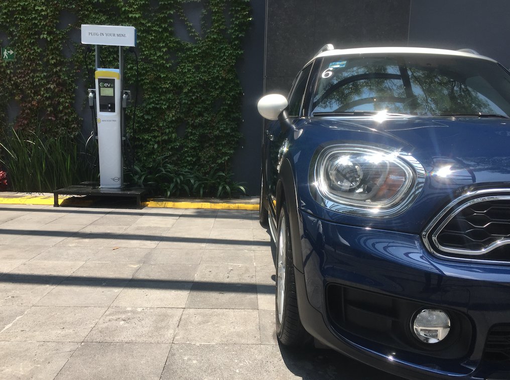 Conoce al nuevo integrante de la familia el MINI Countryman PHEV, capaz ...