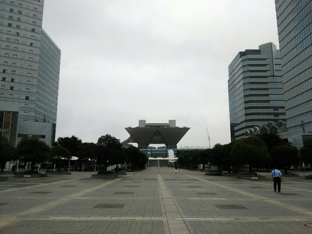 コミックマーケット92 0日目前日設営の様子 #C92 (4ページ目) - Togetter