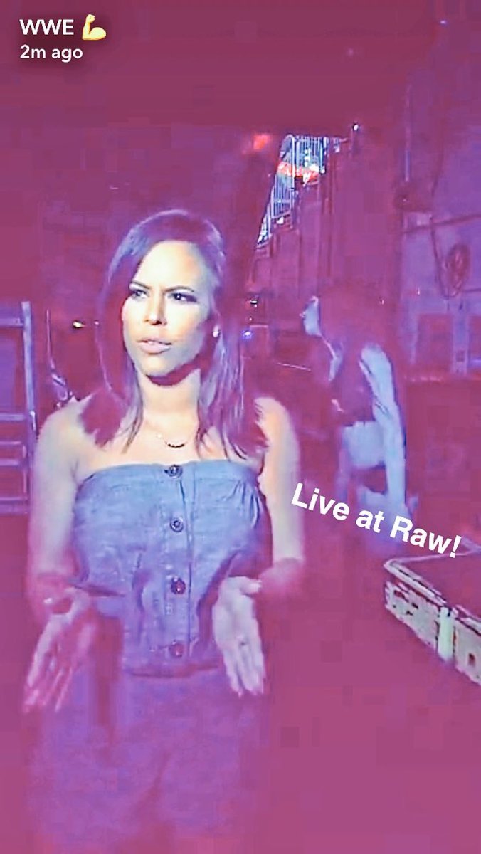 Paige present backstage at tonight's Raw? : r/SquaredCircle