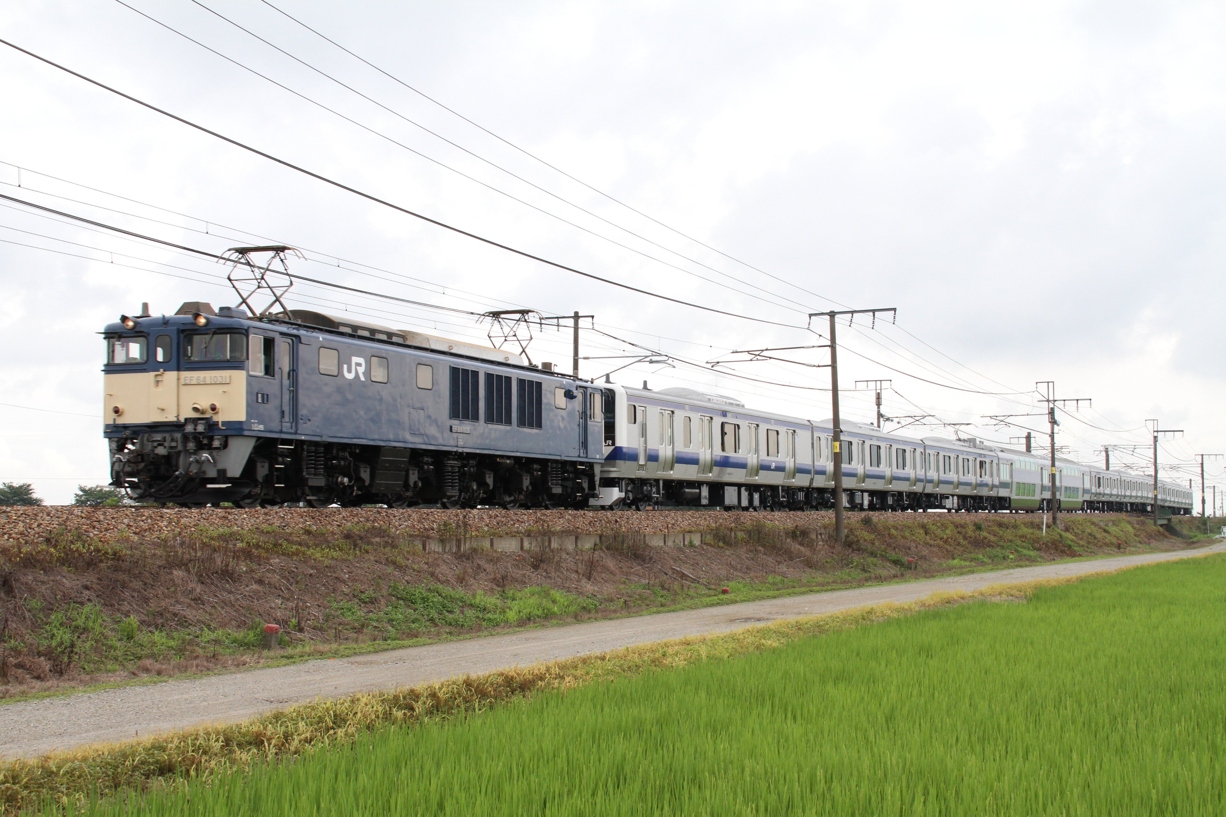 E531系K424編成 配給輸送 / Twitter