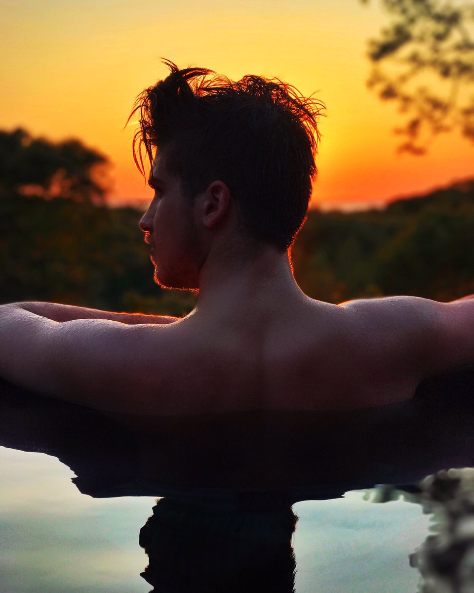 Hailey Reaves (@loverofjaniel) | Twitter