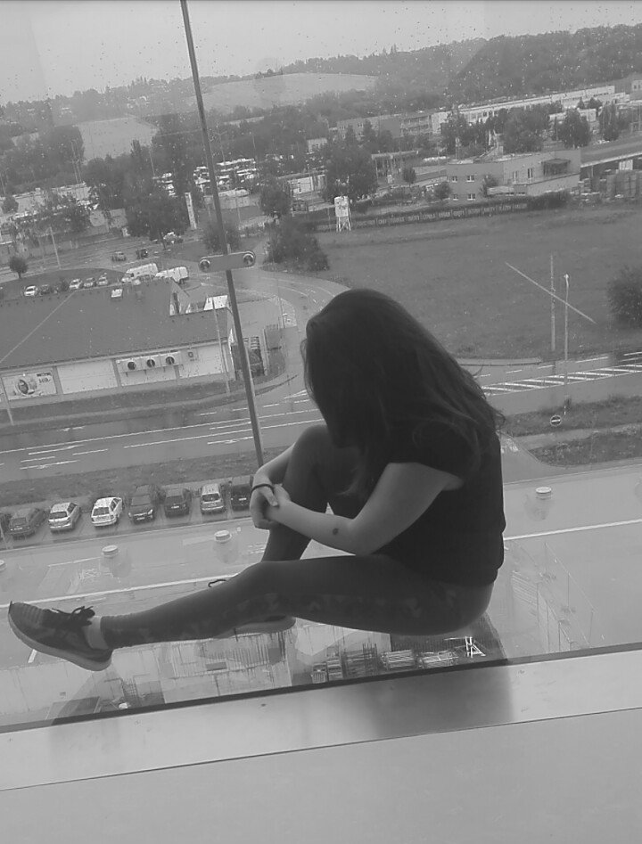 Sad Girl Sitting Alone Tumblr