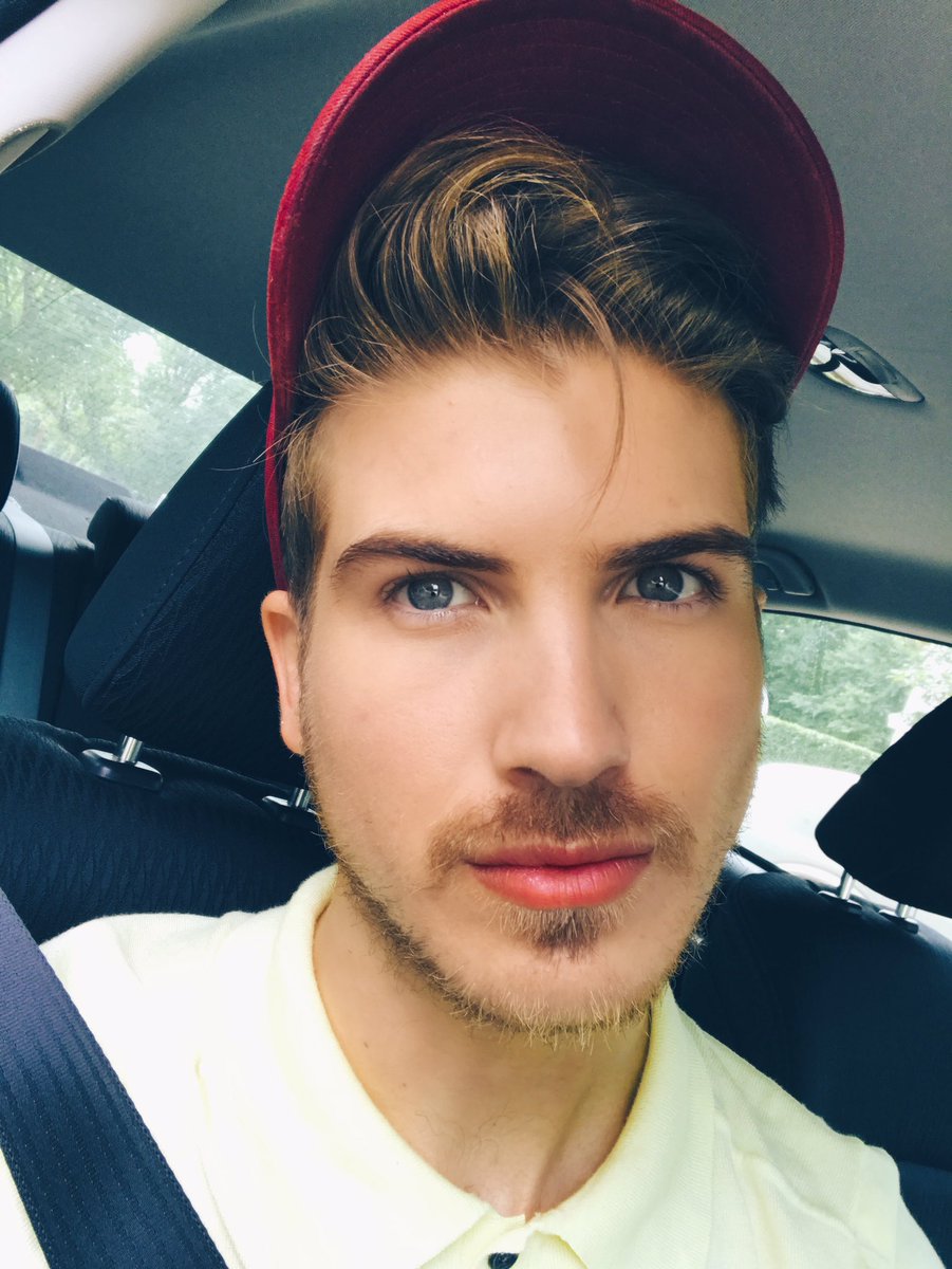 Hailey Reaves (@loverofjaniel) | Twitter