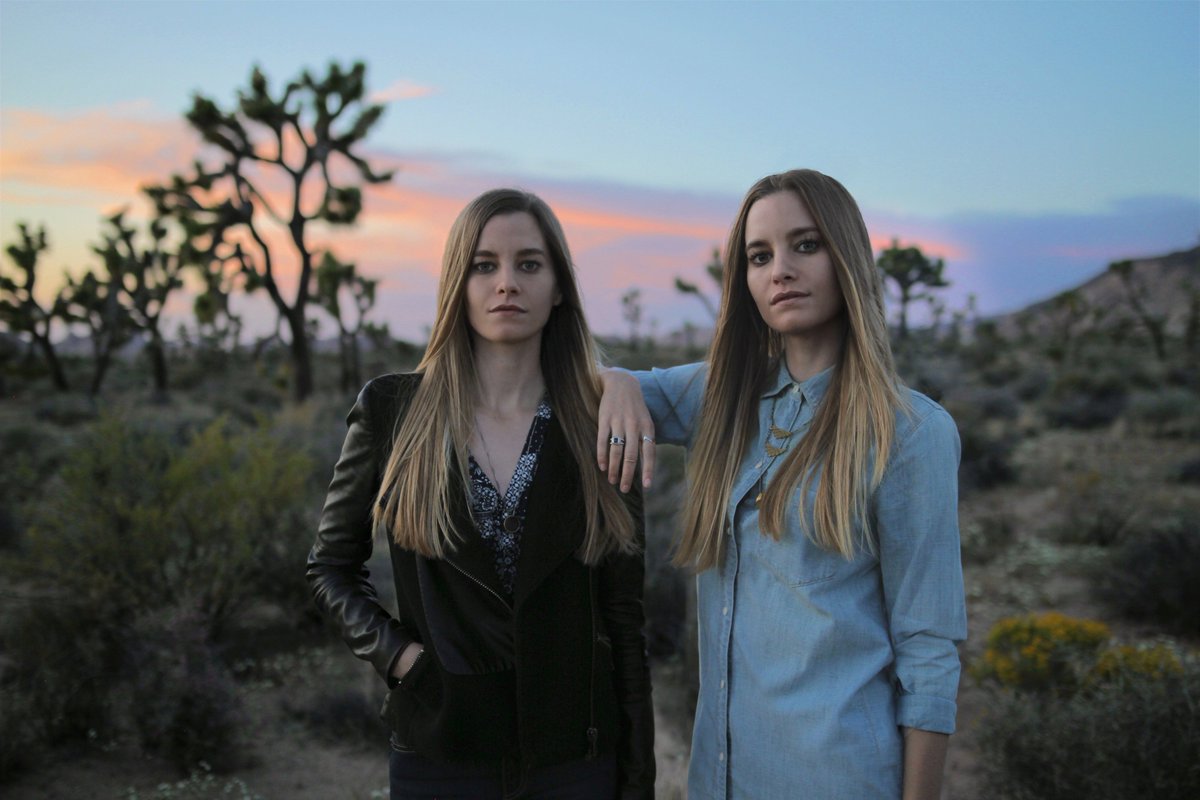 Two Shot Photography