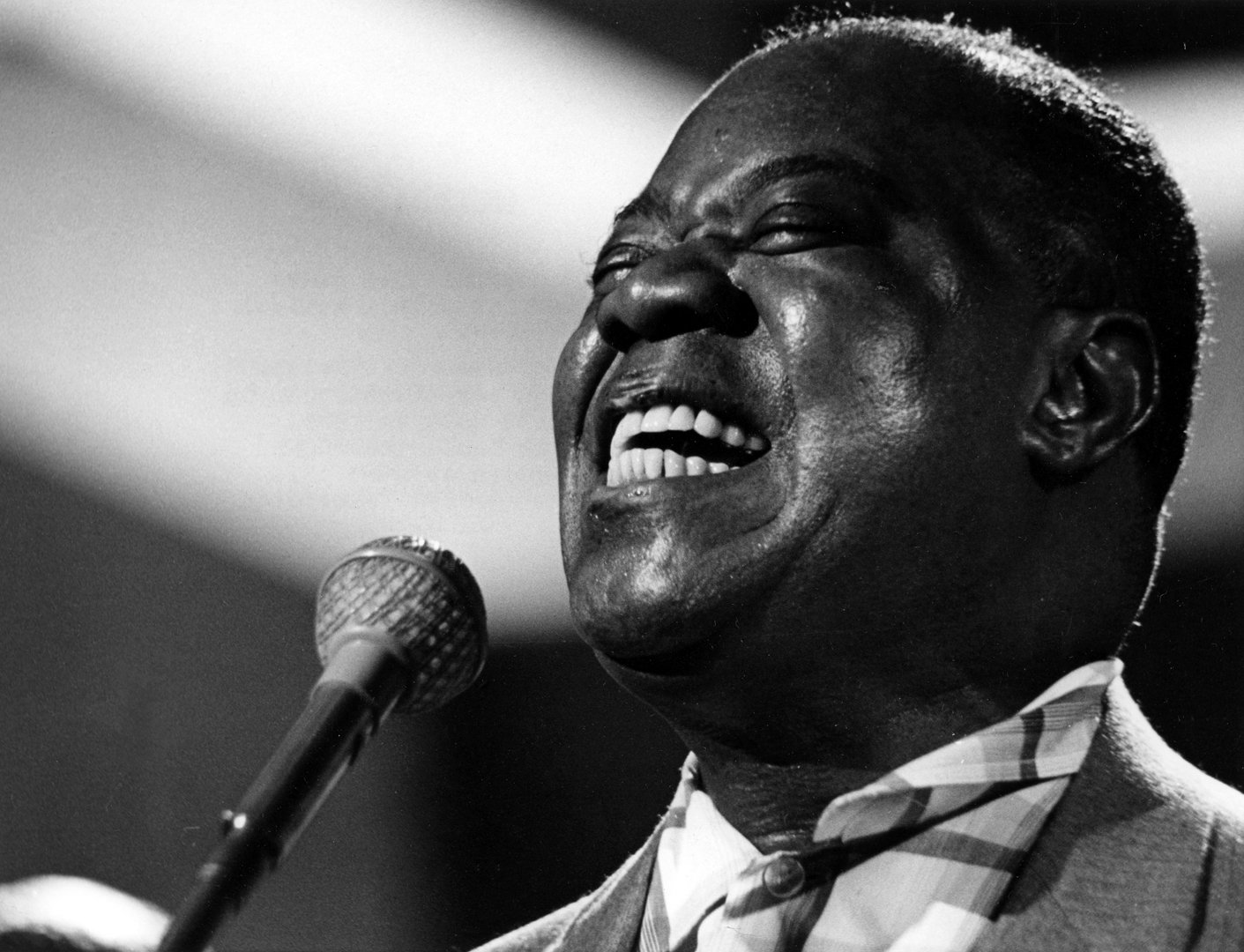 Louis Armstrong Singing