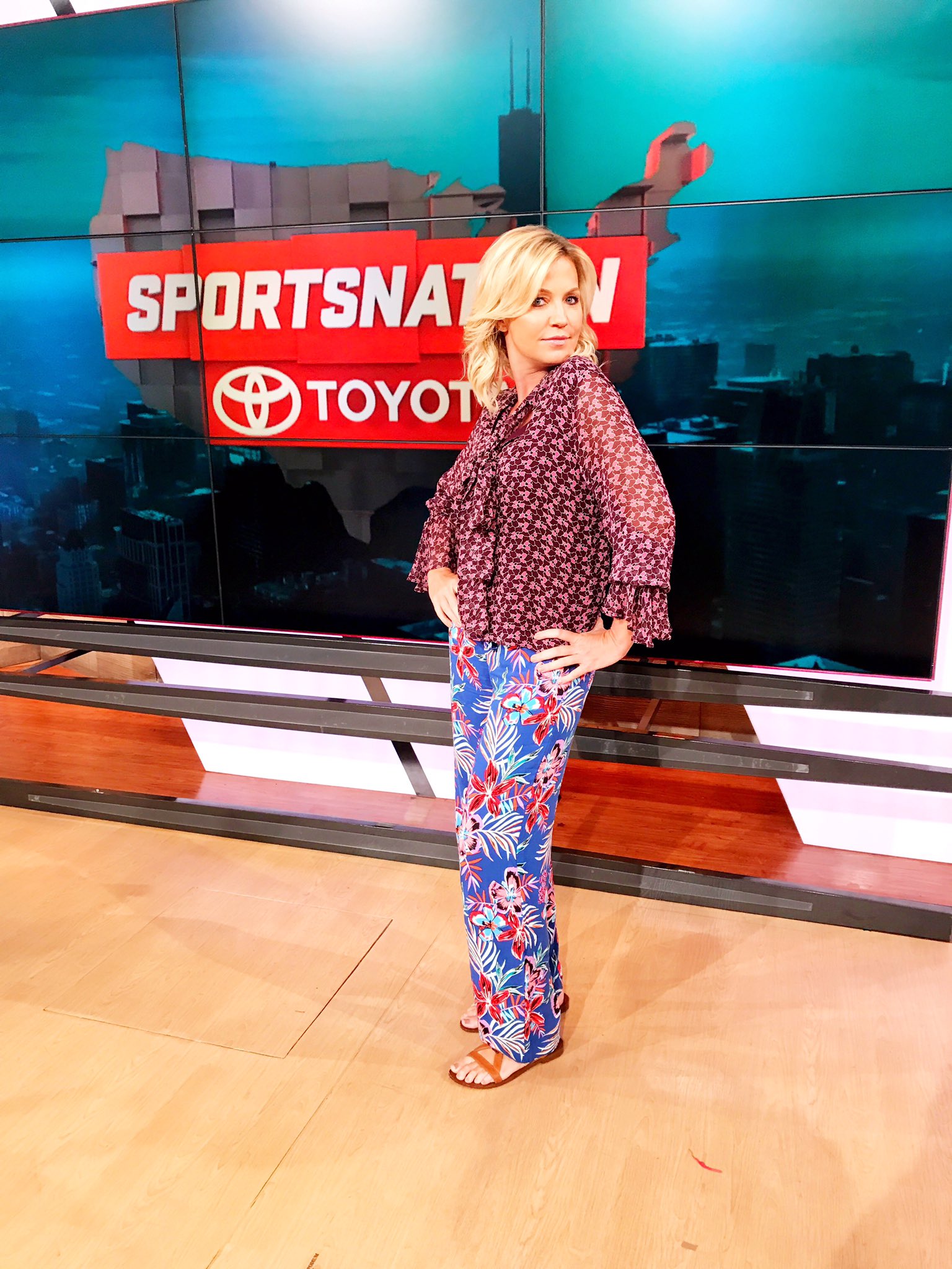Michelle Beadle Feet ESPN Host Michelle Beadle Taken To Prom By