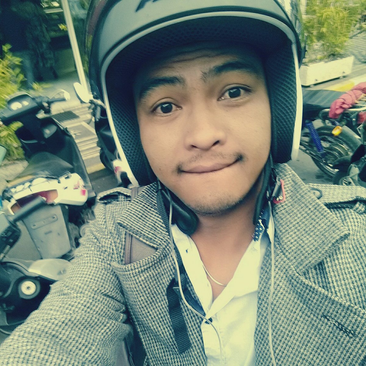 Ny Aina RAKOTO (@ny_rivo) | Twitter