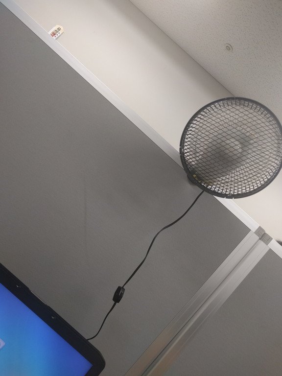 コミックマーケット92 0日目前日設営の様子 #C92 (2ページ目) - Togetter