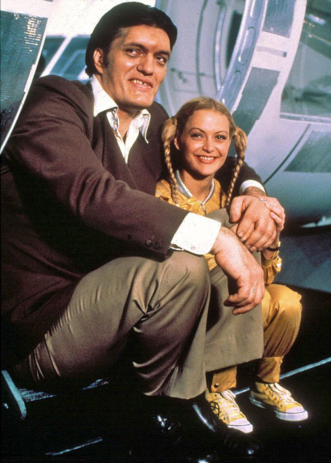 Blanche Ravalec Height