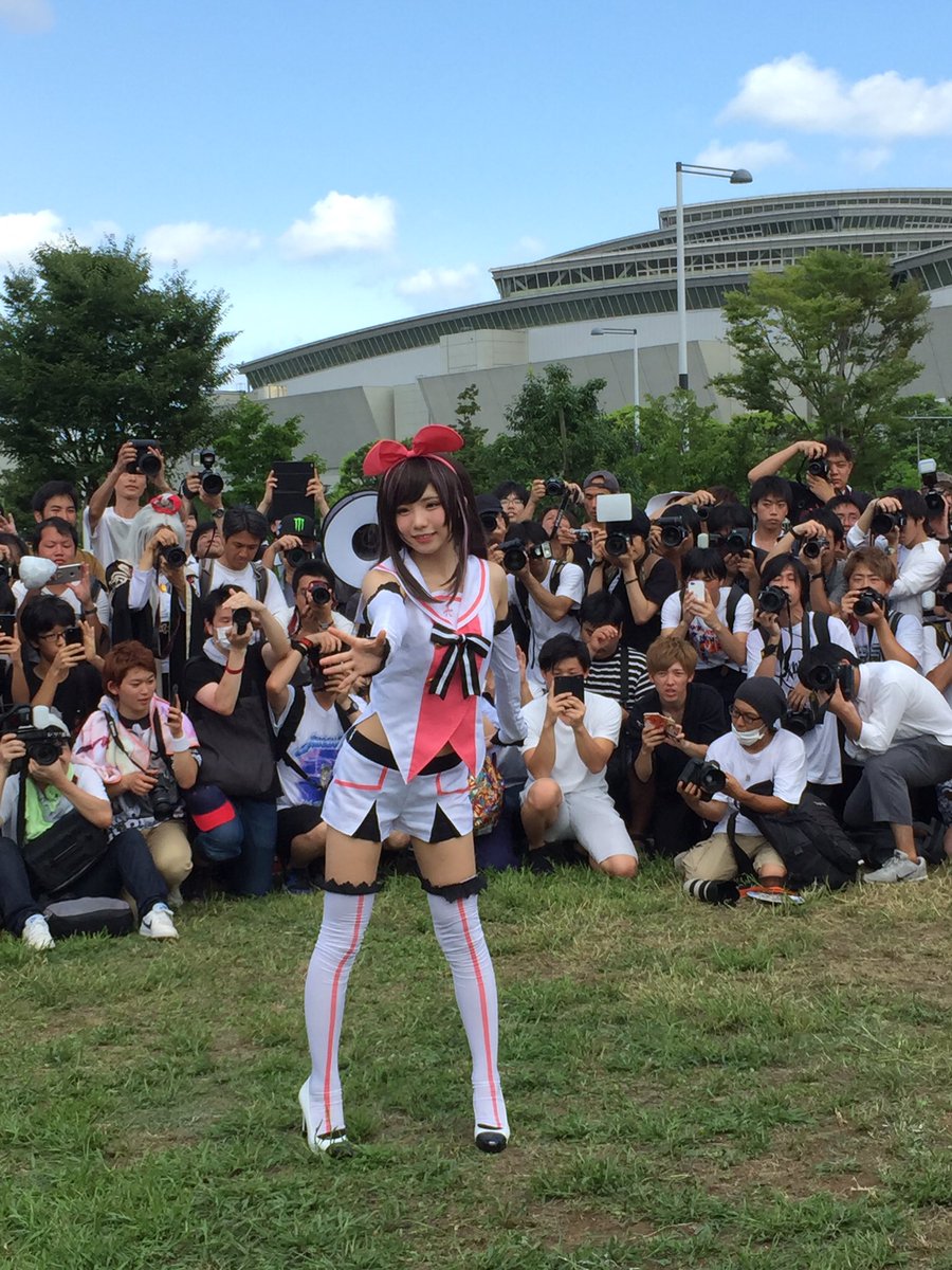 【コミケC92三日目】えなこ（YouTuber、キズナアイ）コスプレ画像まとめ | レイヤーズ〜コスプレまとめ〜 | 3ページ目