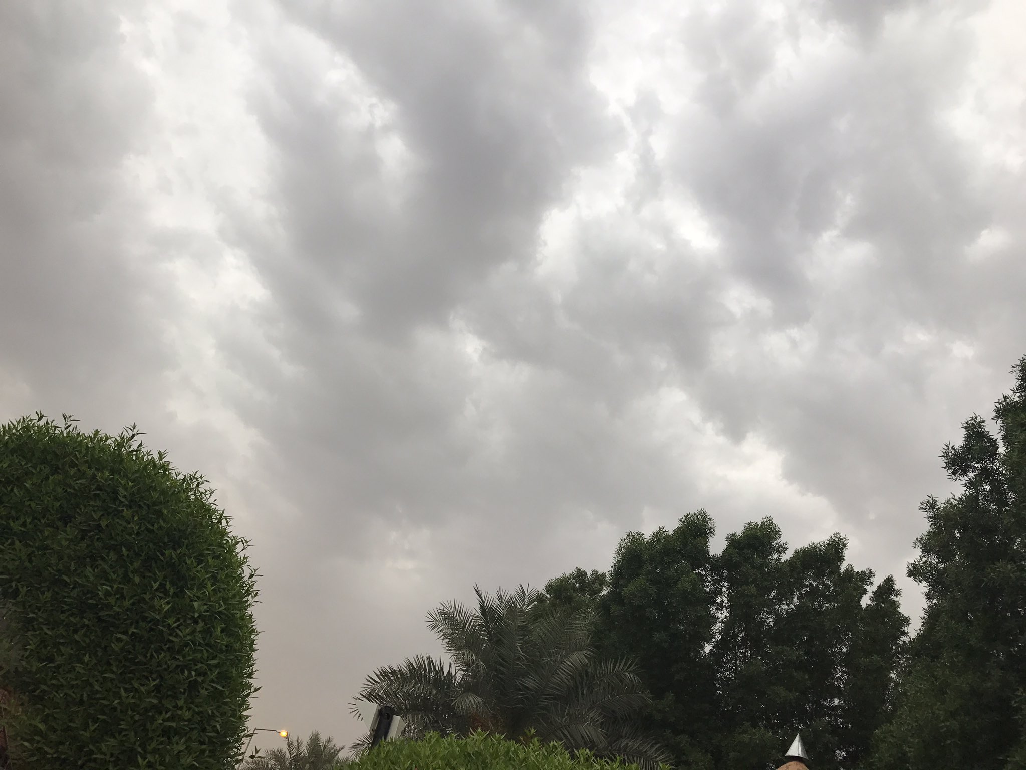 Eiman on Twitter: "يحدث الآن…