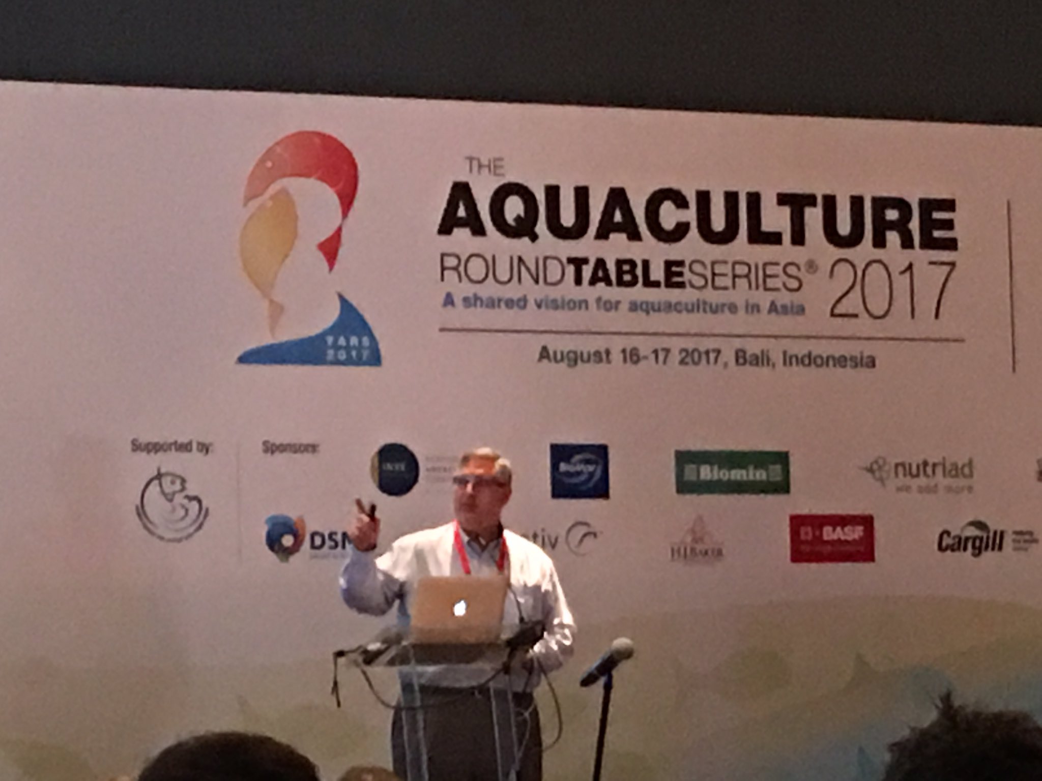 Fuci Guo, Ph.D. on Twitter: "Moving Pangasius up the white fish ladder, an interesting talk by ...