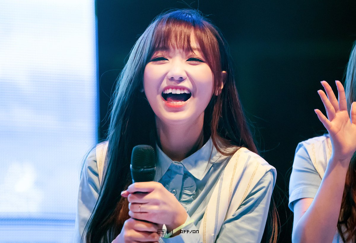 Ryu Sujeong Archives on Twitter: "🗓️ 161006 Army Concert #러블리즈 #류수정 #수정 #スジョン #Lovelyz # ...