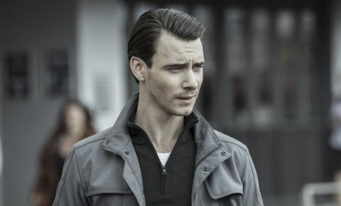 Harry Lloyd And Gugu Mbatha Raw