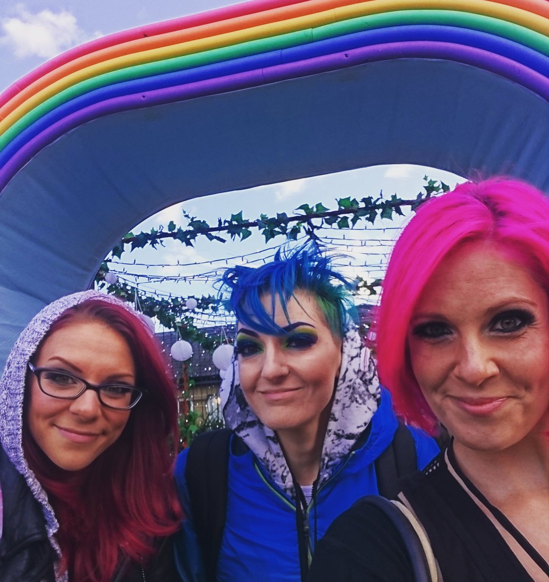 Vicki McCarthy (@VickiMcCarthyFM) | Twitter