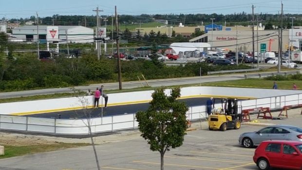 Long-awaited ground hockey rink opens at Mariners Centre in Yarmouth ...