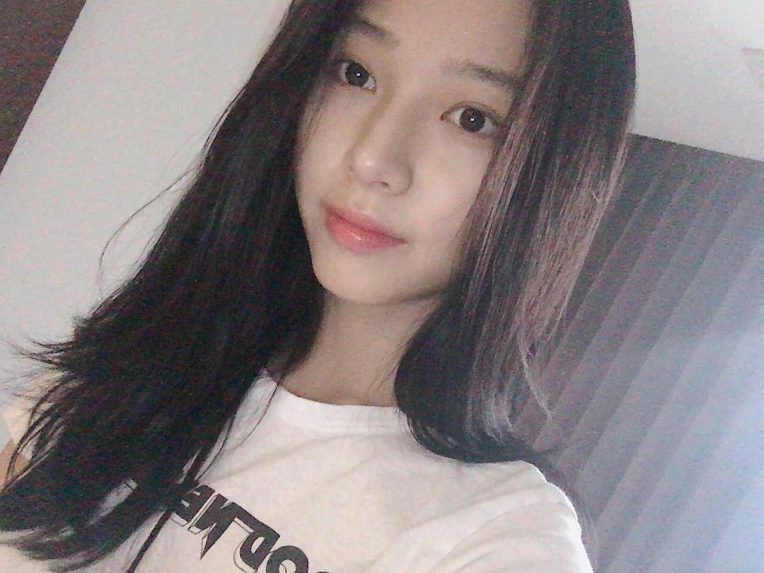 Ryu Won on Twitter: "It's been awhile, good afternoon earthlings 🌻 https://t.co/HiRIJgFqXb ...