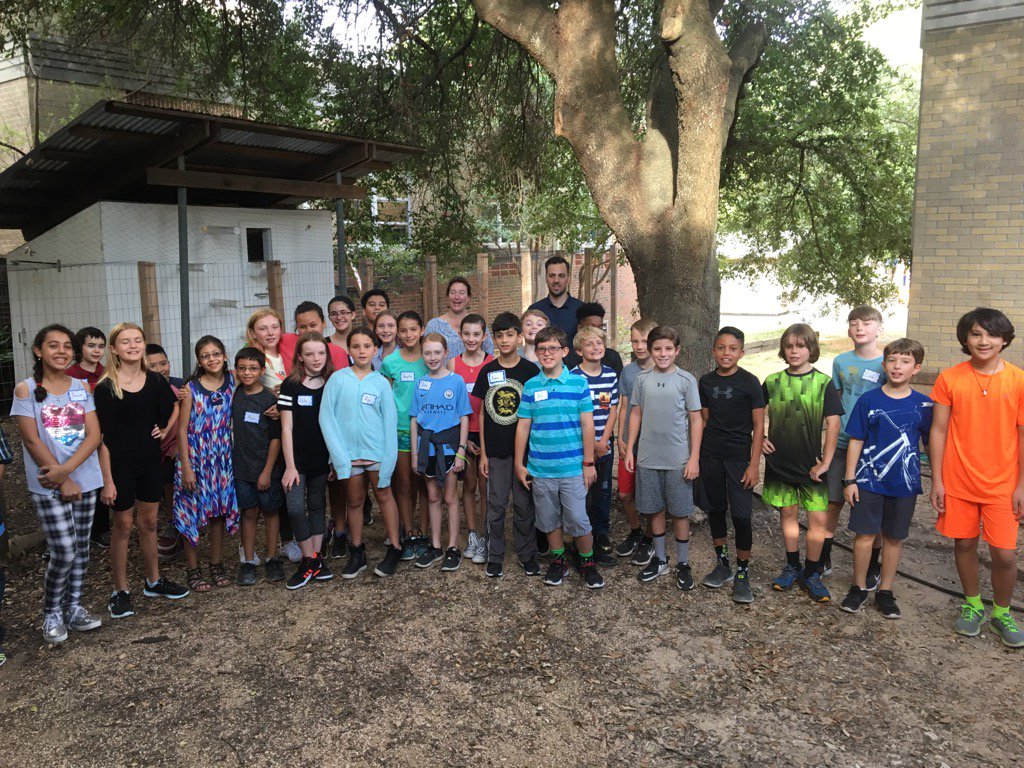 Russell Lee Elem Roadrunners on Twitter: "Great 1st day for our new class of 6th Grade Leaders ...