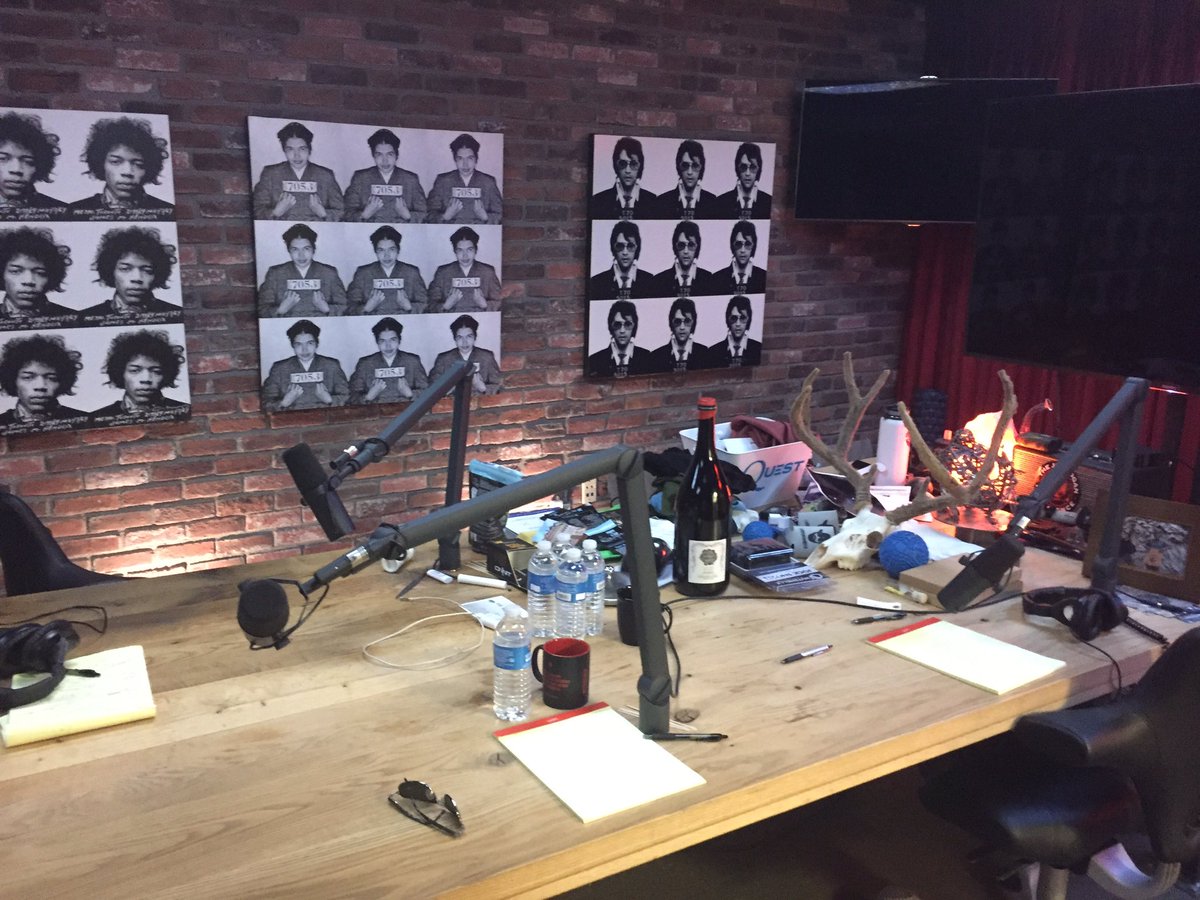 Joe Rogan Studio : The Joe Rogan Experience studio in Woodland Hills ... Joe Rogan Studio : The Joe Rogan Experience studio in Woodland Hills ...