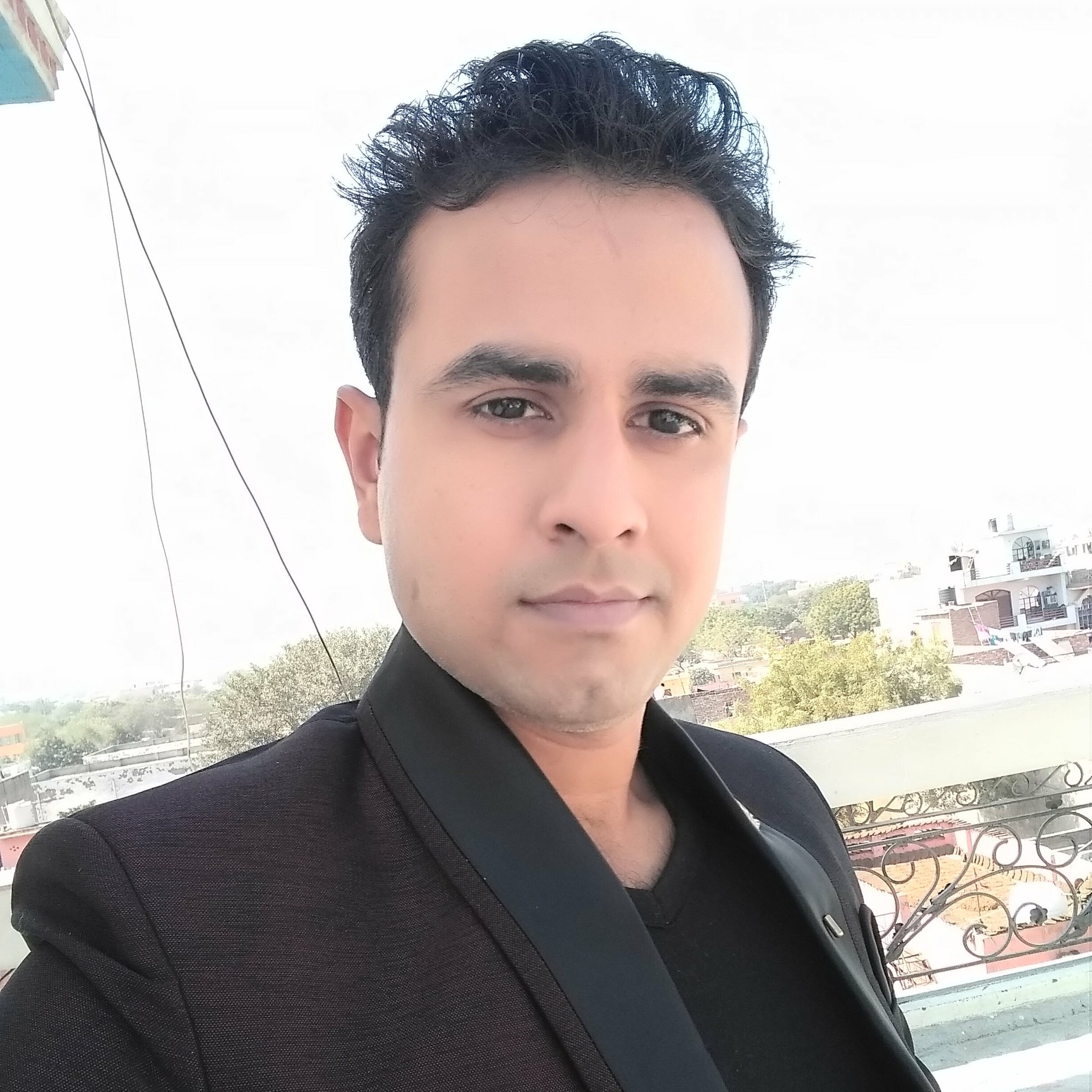 Vineet Kumar Verma (@VineetK10318597) / Twitter