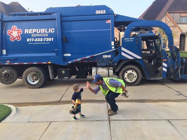 Working At Republic Services - Zippia