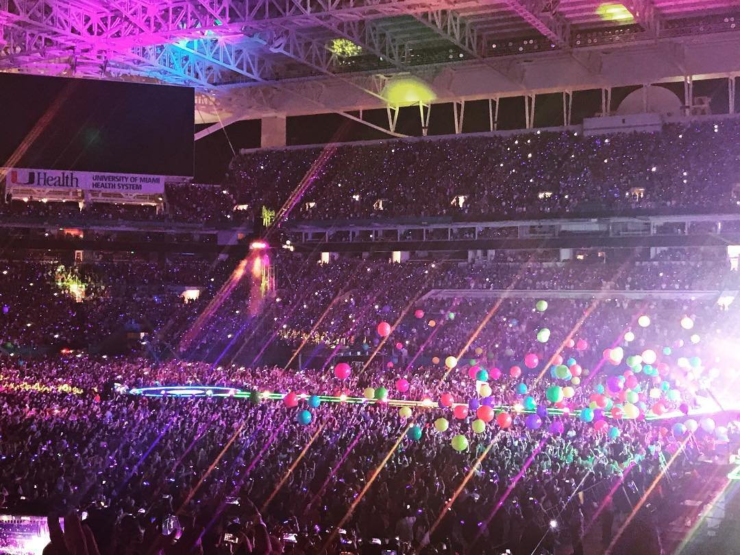 PHOTOS: Coldplay in Miami, 28/8/17 – Chris Martin Fans