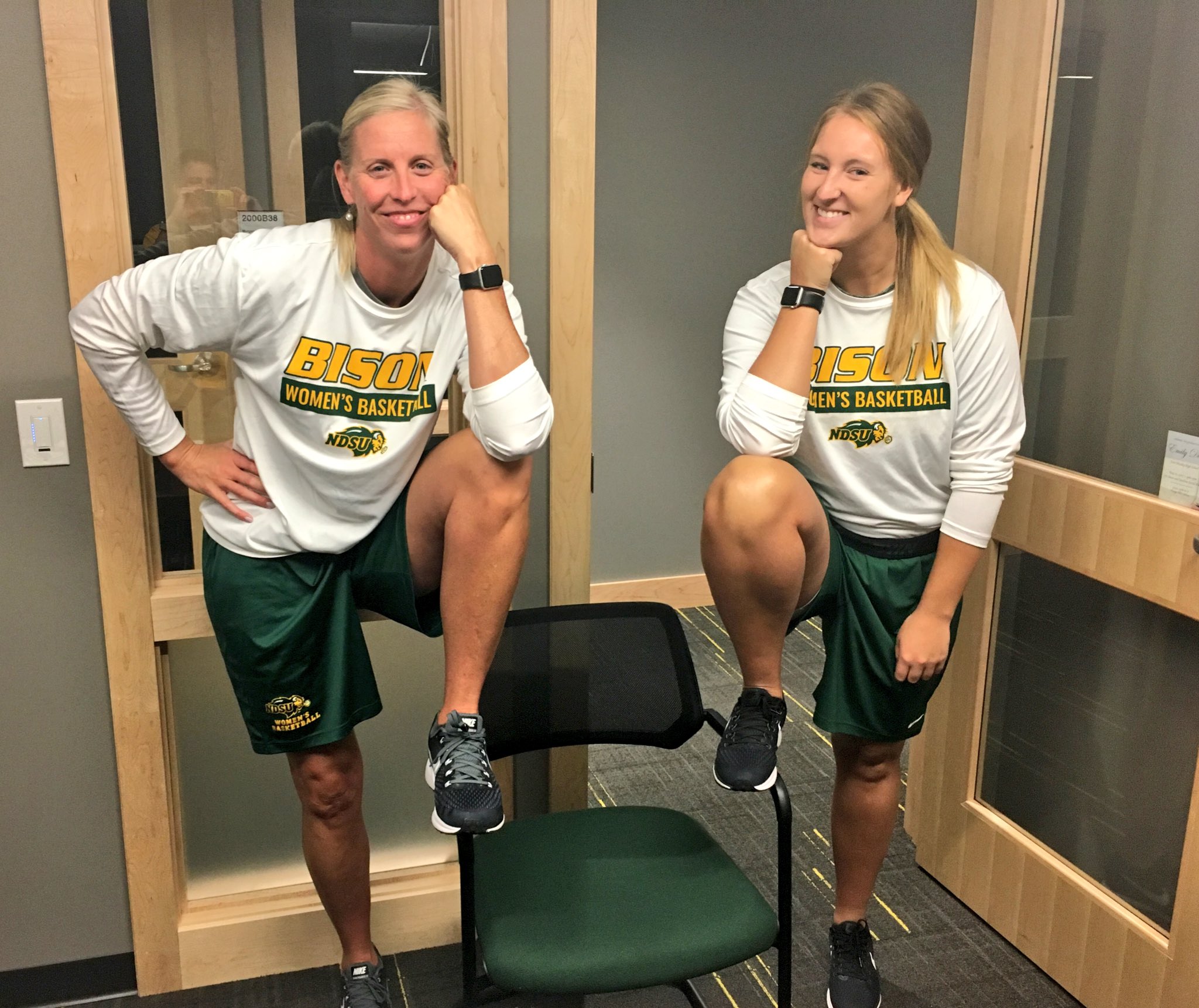 Maren And Emily Mauer