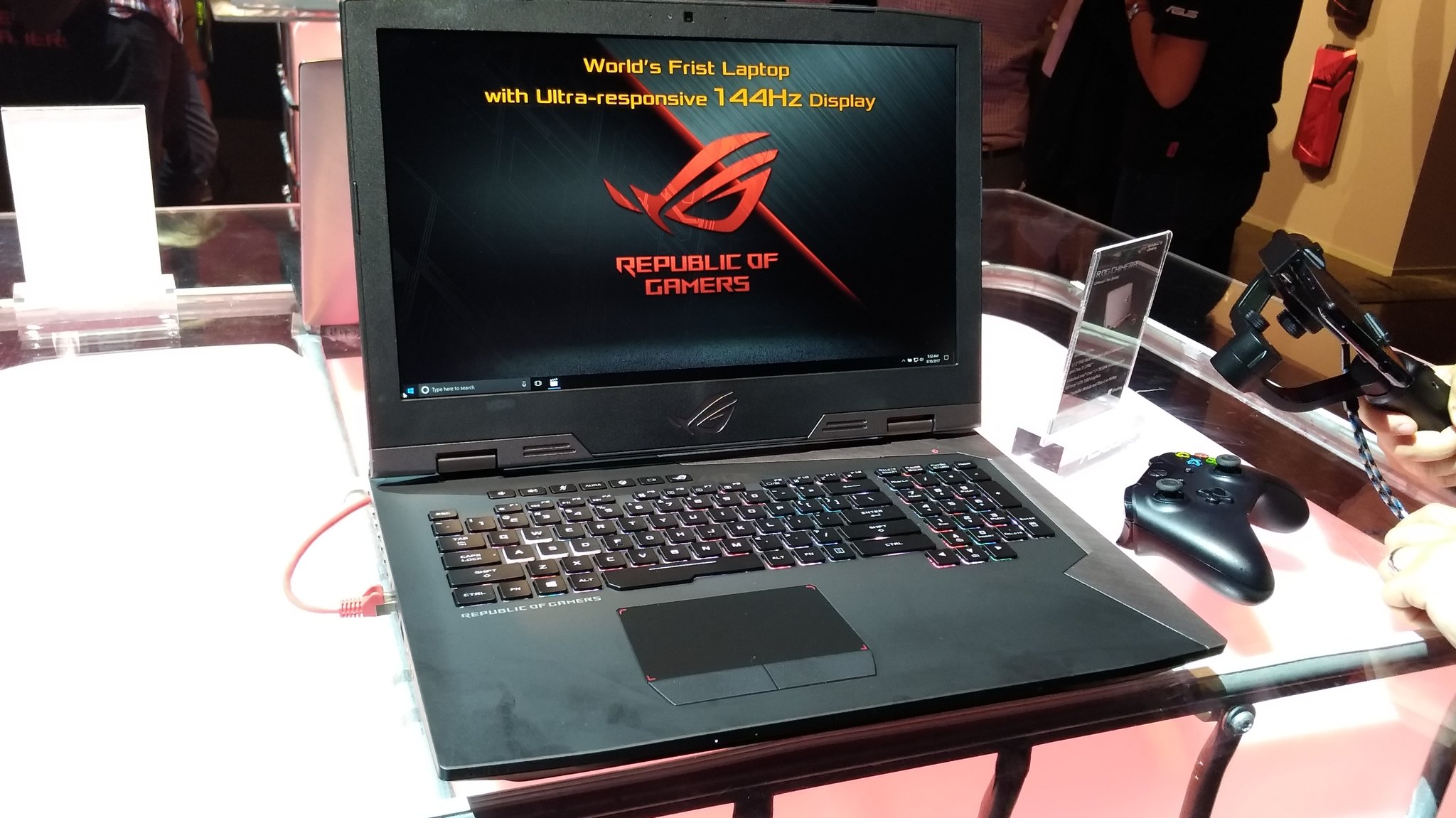 First Laptop In The World