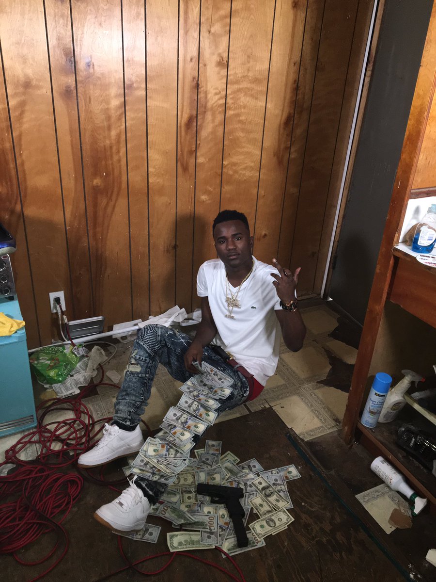 Flea Beezy (@FleaBadass) | Twitter