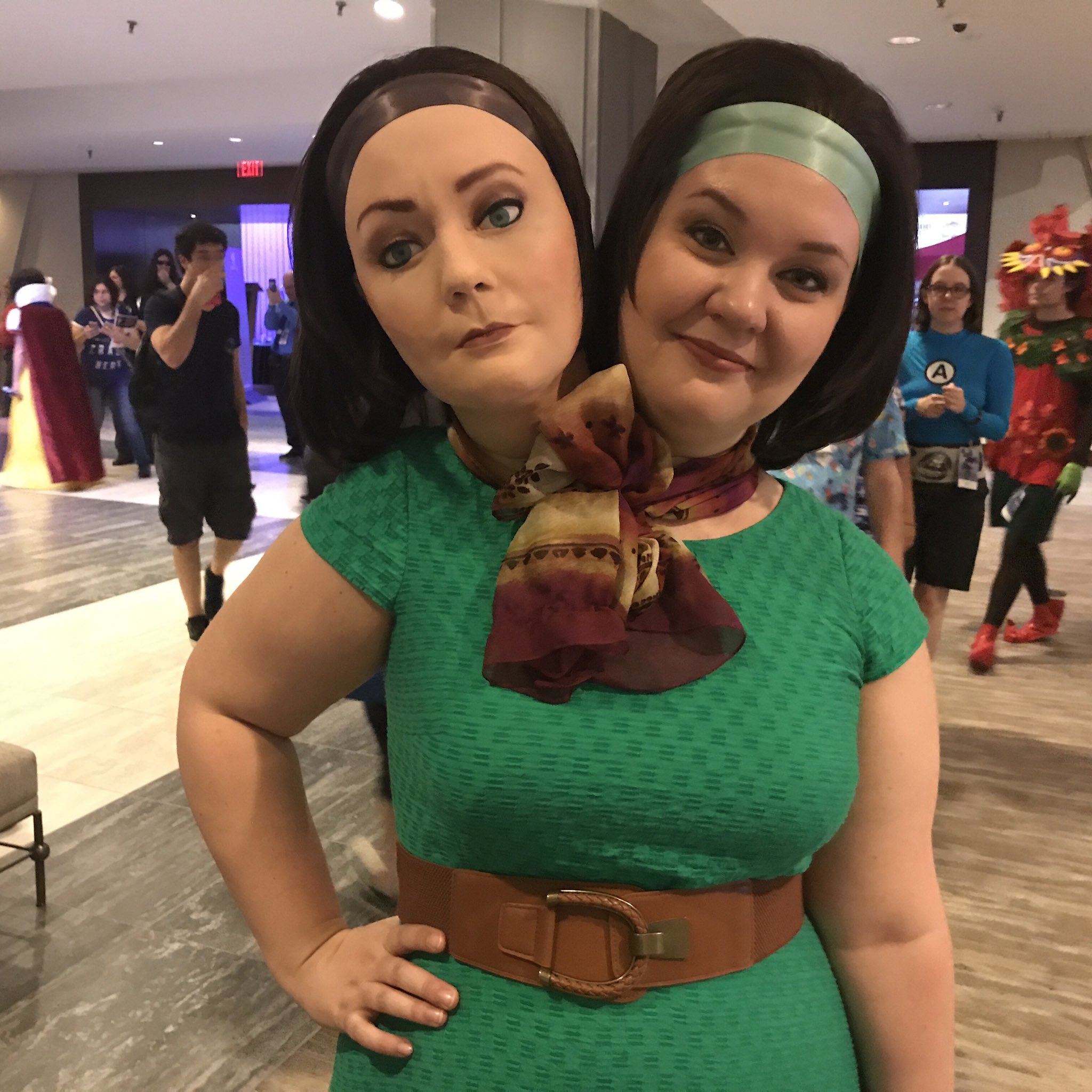 American Horror Story Two Headed Woman