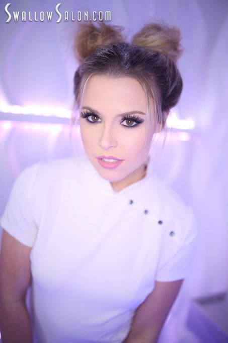 Tw Pornstars Swallow Salon π¦π
The Most Liked Pictures And Videos