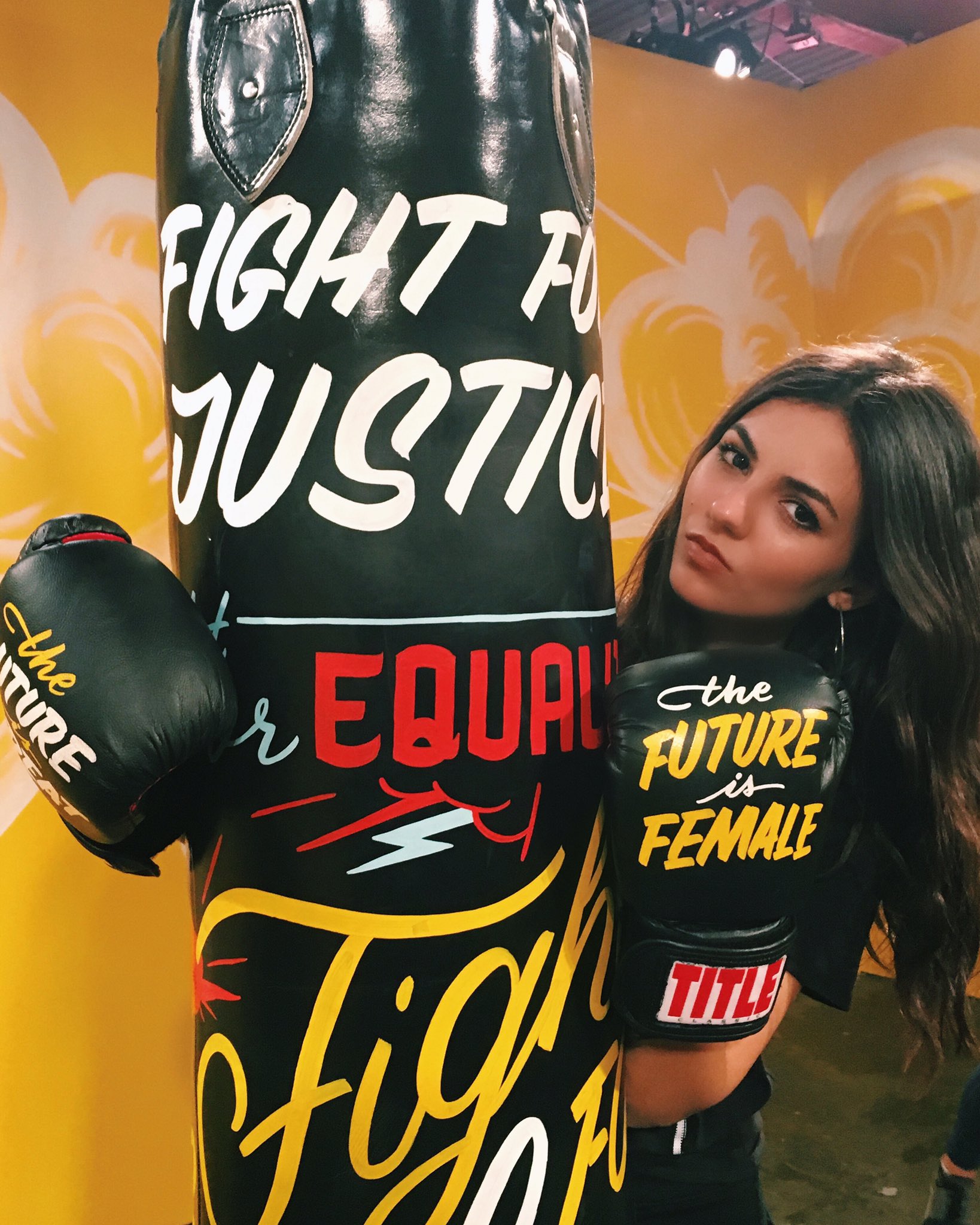 Victoria Justice Boxing
