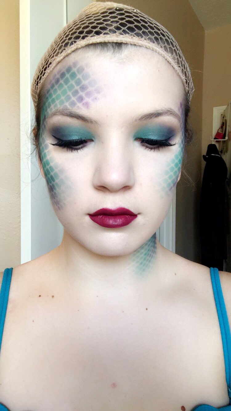 Fishnet Makeup