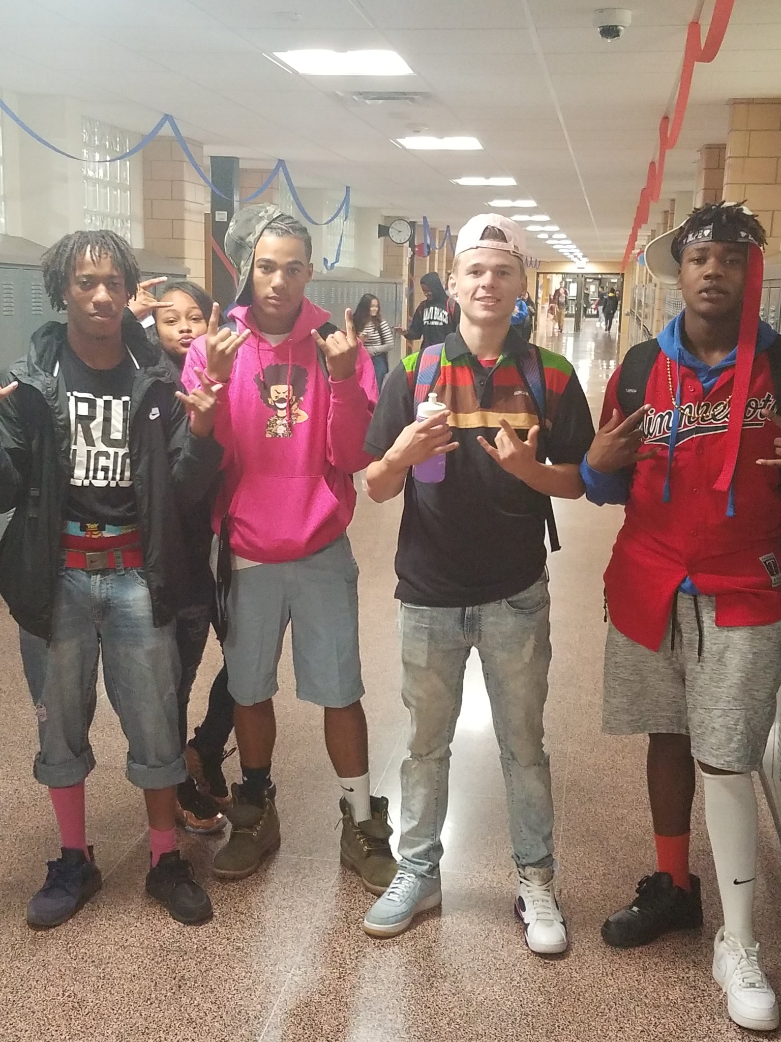 Tacky Tourist Spirit Day