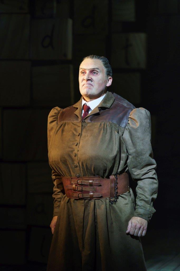Matilda Movie Miss Trunchbull