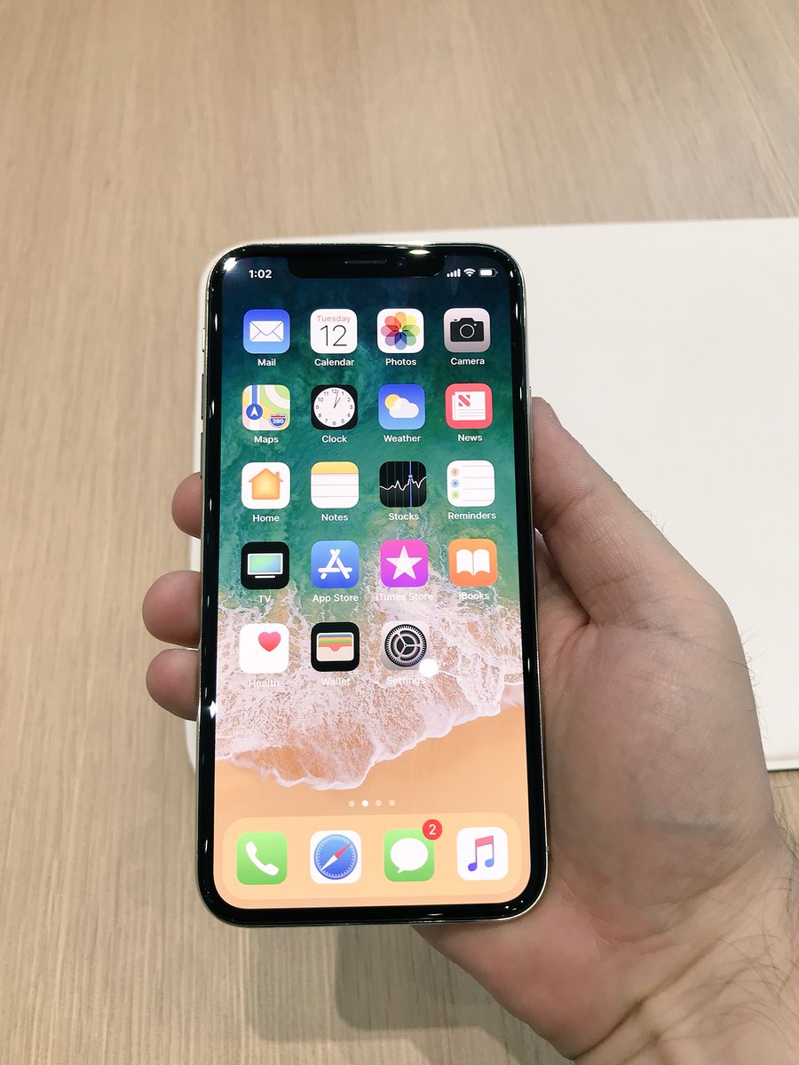 Iphone x en mi mano 😉 #appleevent - scoopnest.com